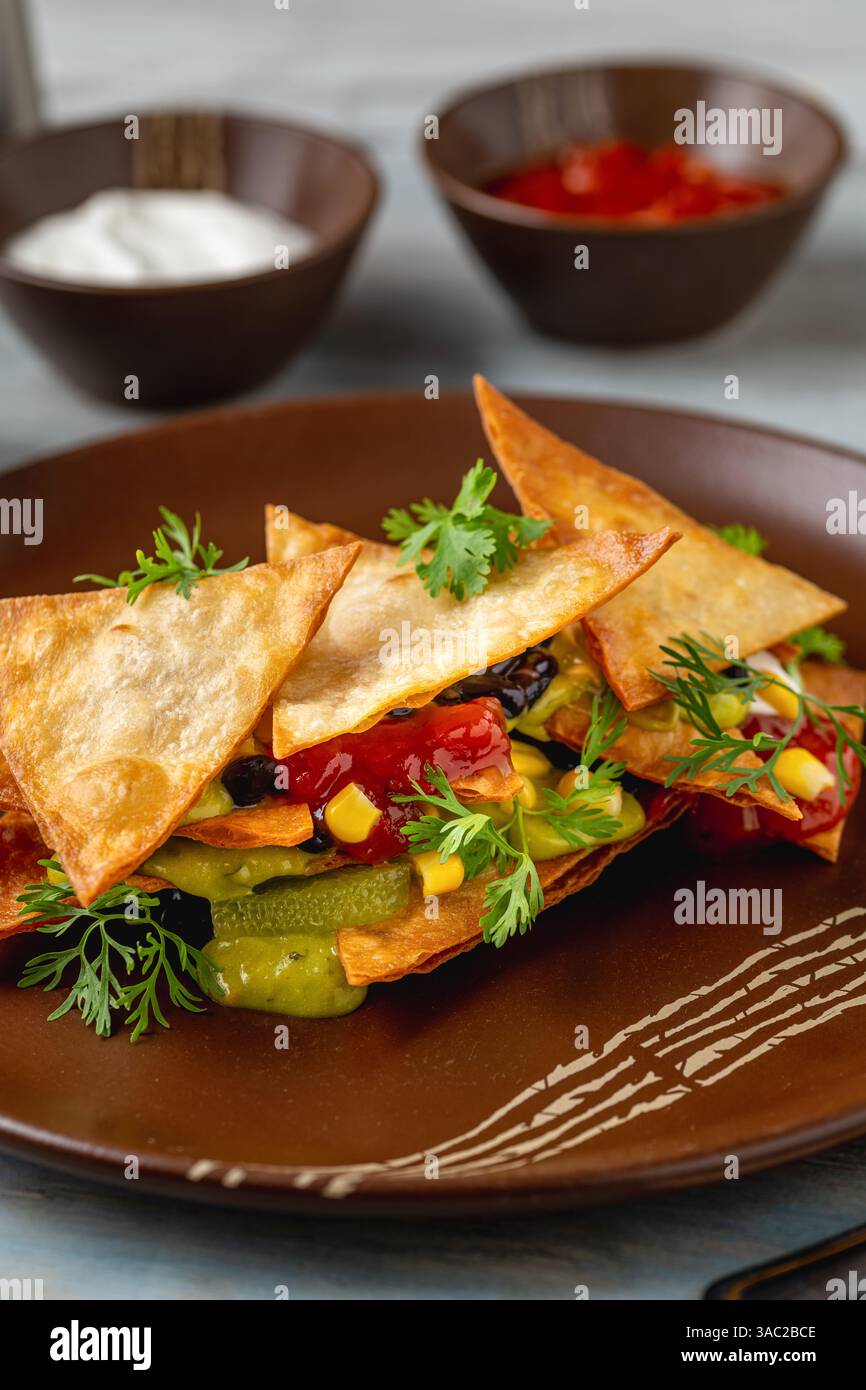 Nachos mexican chips tomato hi-res stock photography and images - Alamy