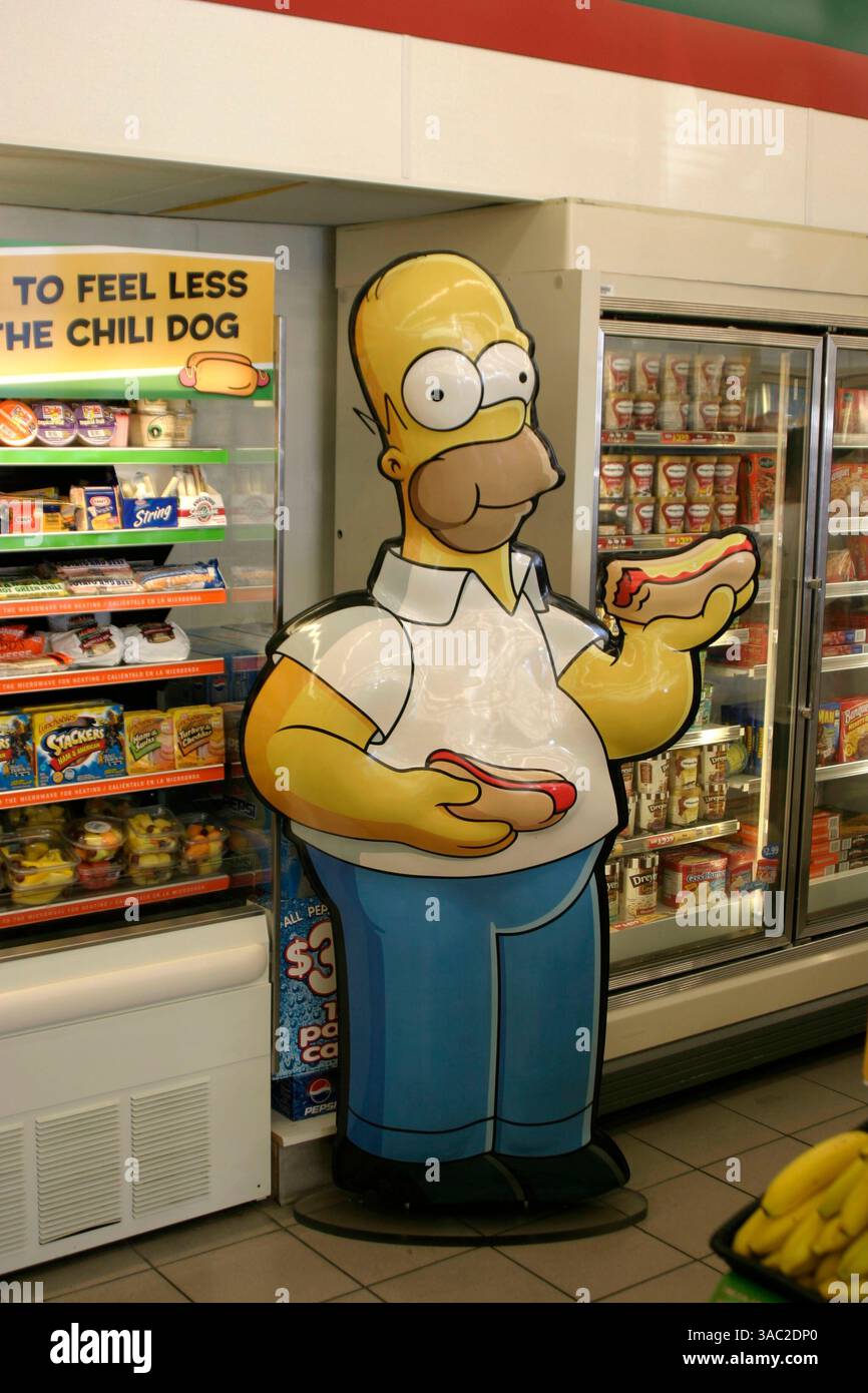 Kwik e mart simpson hi-res stock photography and images - Alamy