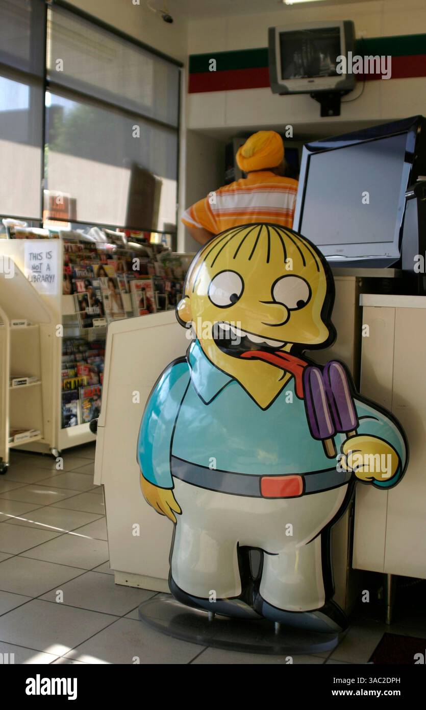 The simpsons wiggum and ralph hi-res stock photography and images - Alamy