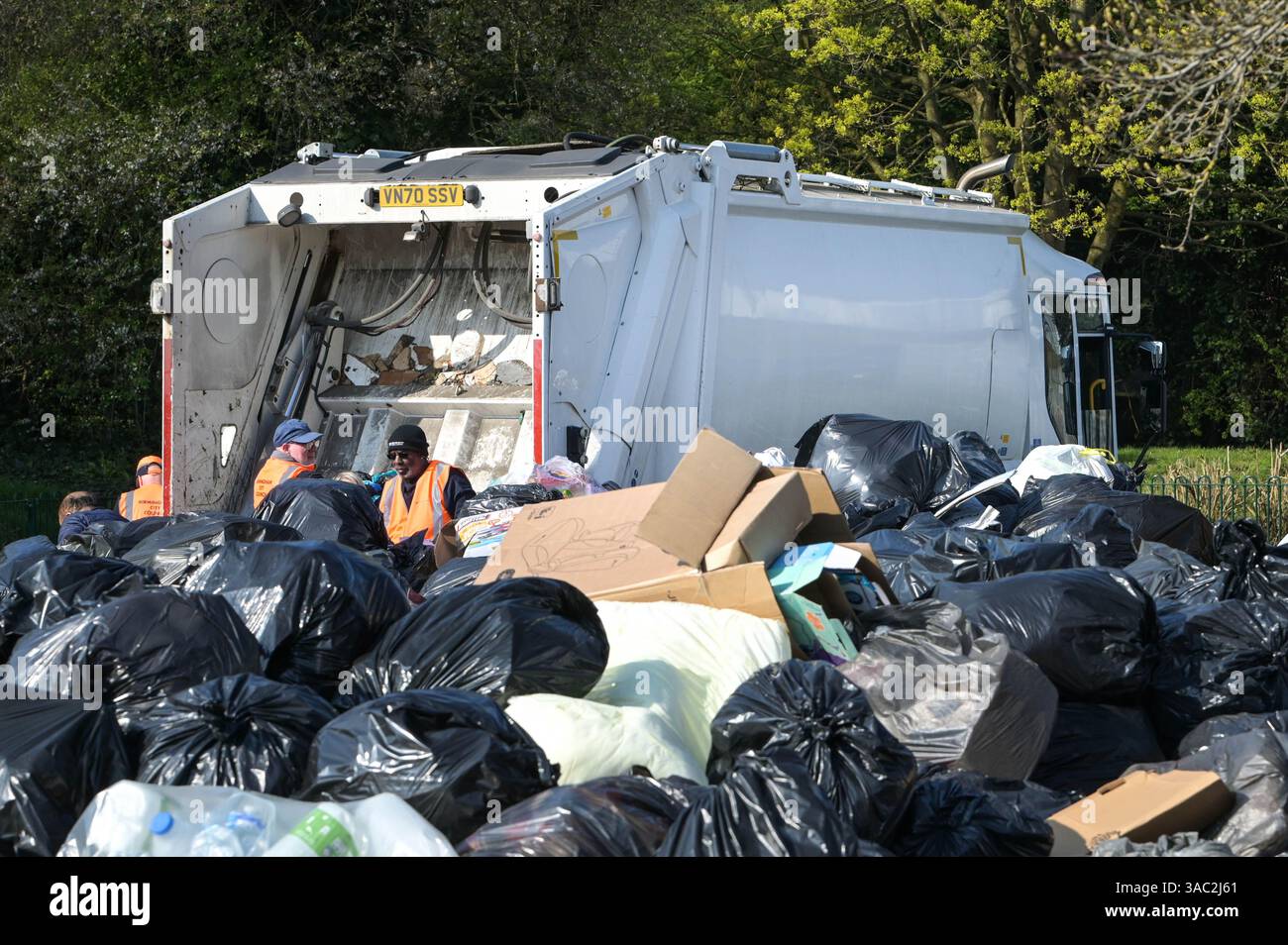 Formans Road Birmingham 3rd April 2025: Even more rubbish has been ...