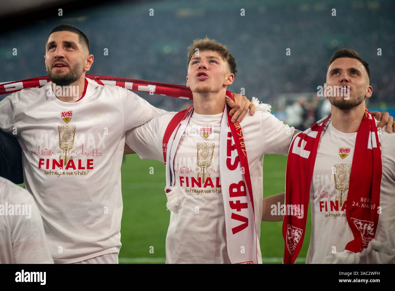 Stuttgart, Deutschland. 02nd Apr, 2025. Jubel Nach dem Sieg und damit Einzug ins Finale DFB ...