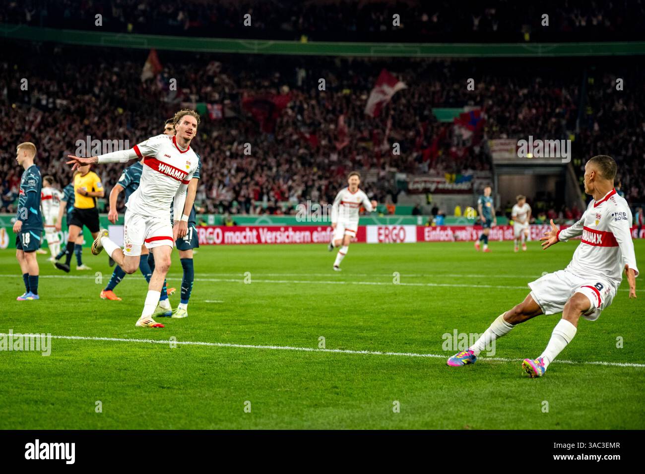 Stuttgart, Deutschland. 02nd Apr, 2025. Jubel zum 2:0 durch Nick Woltemade (VfB Stuttgart, 11 ...