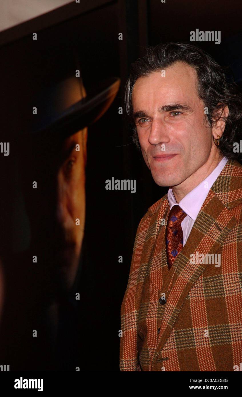 December 10, 2007. New York City .Actor Daniel Day Lewis attends the ...