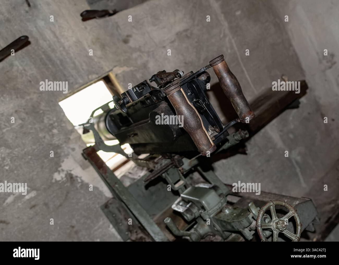 Light machine gun fort hi-res stock photography and images - Alamy