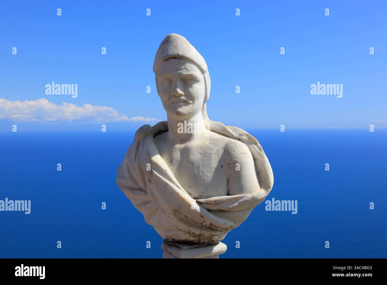 Marmorbüsten an der Belvedere, Balustrade, Terrazza dellInfinito der ...