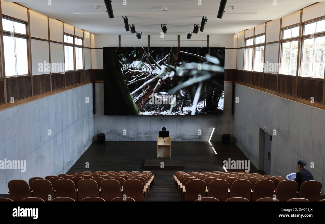 A photo shows the signature pavilion "Dialogue Theater -sign of life ...