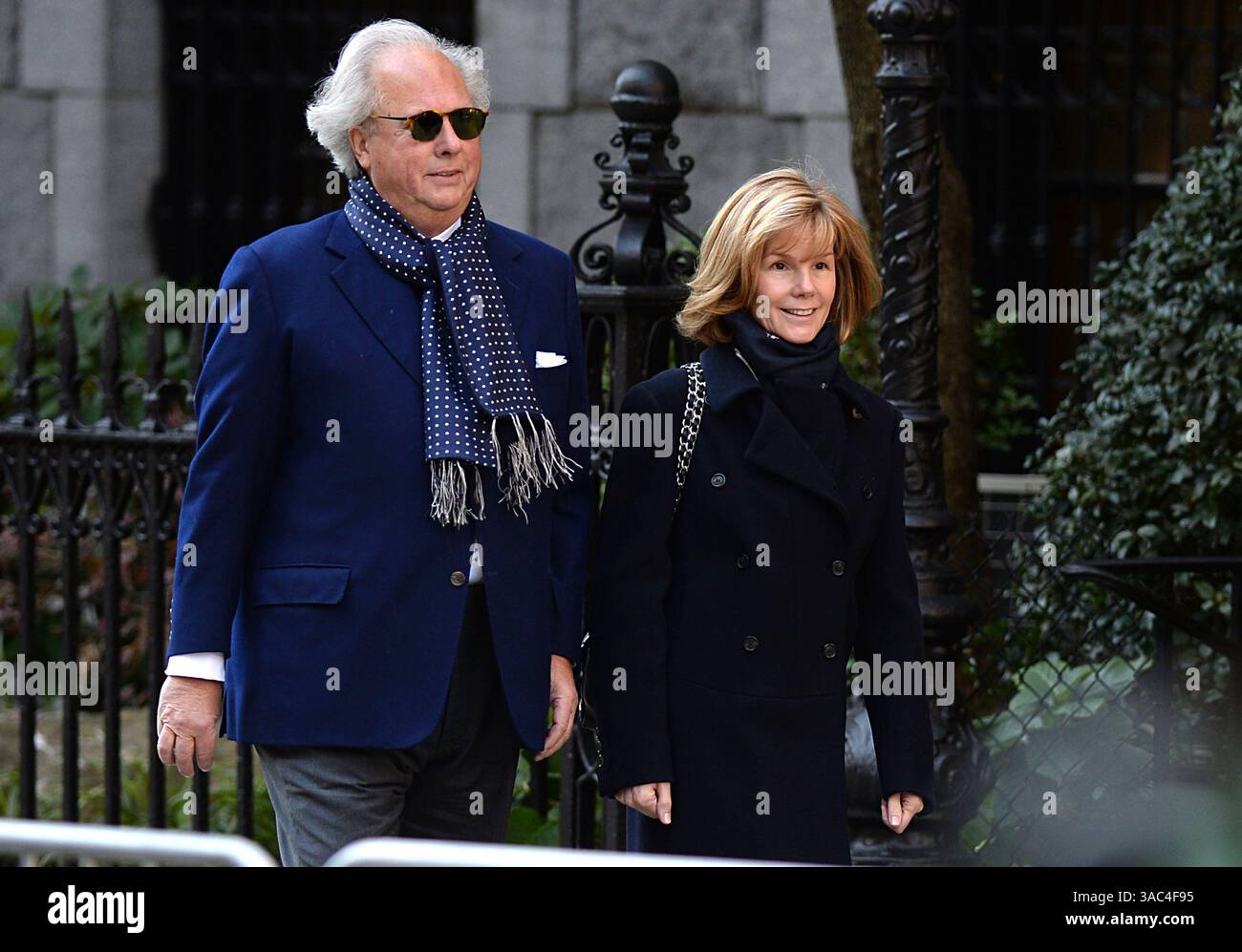 Graydon Carter and Cynthia Williamson at the funeral of fashion ...