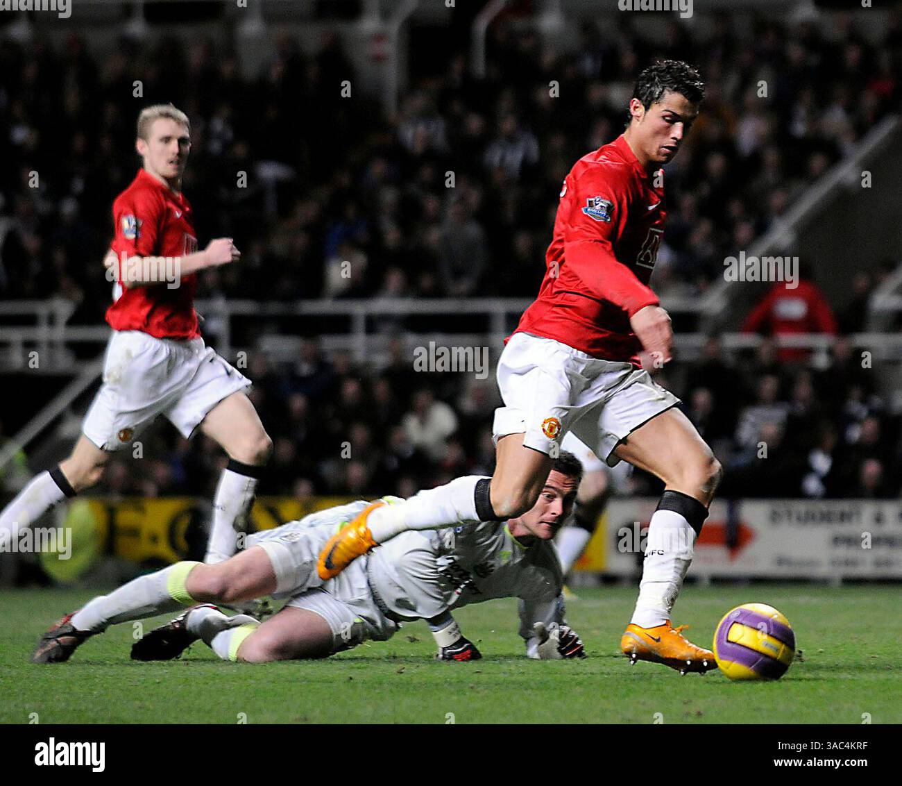 Cristiano ronaldo manchester united 2008 hi-res stock photography and ...