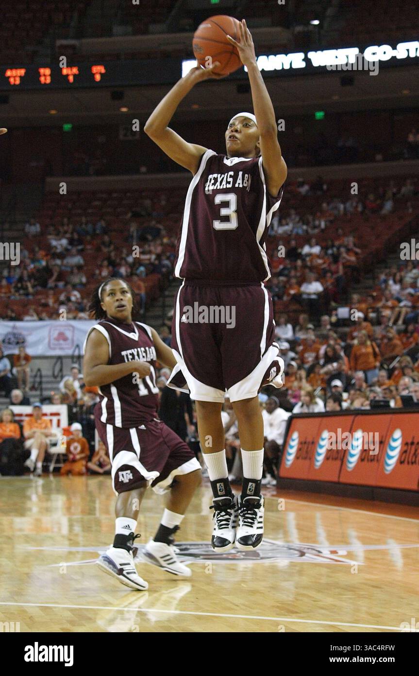 Takia starks hi-res stock photography and images - Alamy