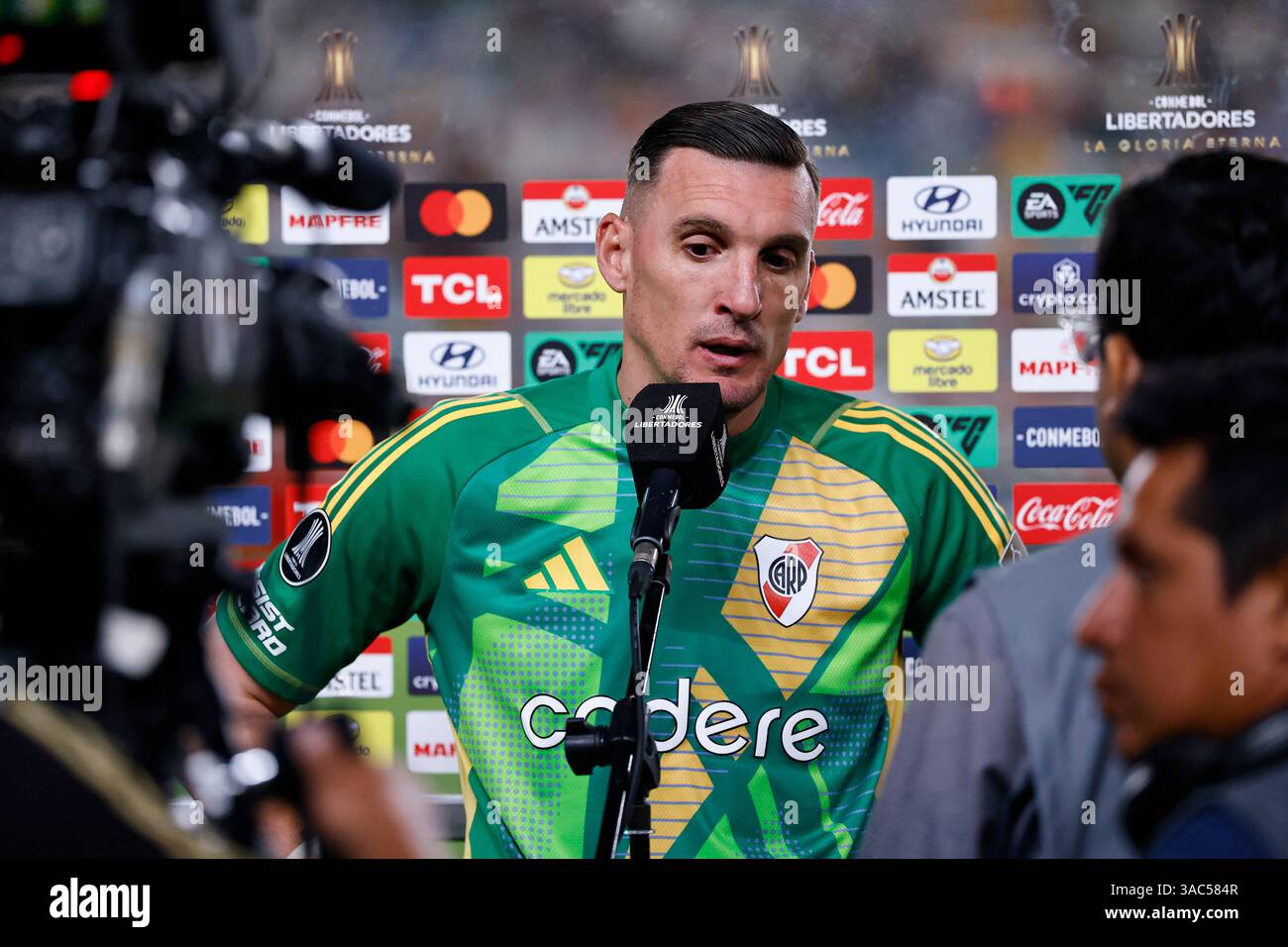 Lima, Peru. 02nd Apr, 2025. LIMA, LI - 02.04.2025: UNIVERSITY X RIVER PLATE - Franco Armani ...