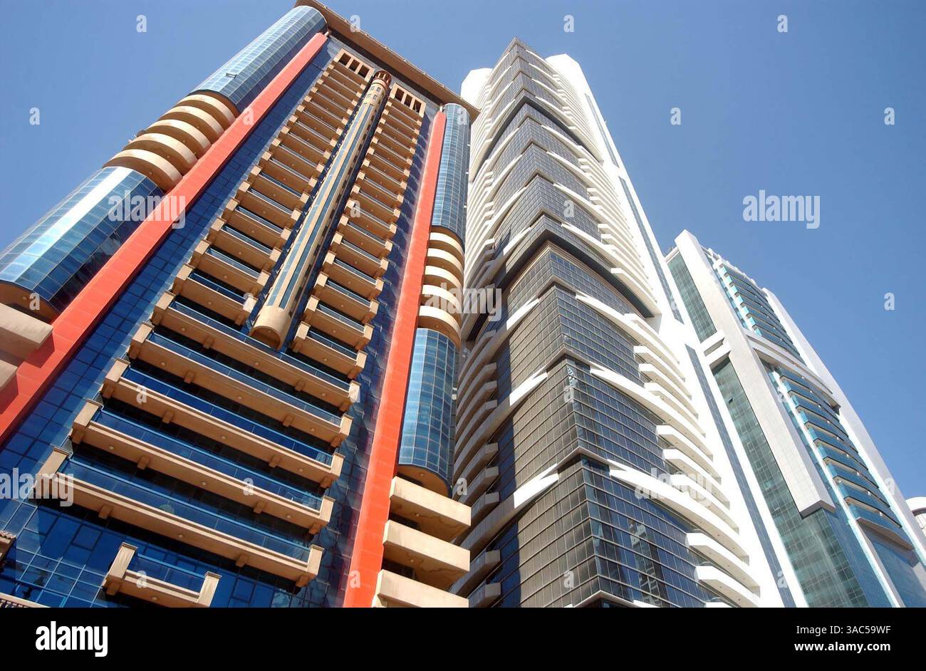 Feb 18, 2008 - Dubai, United Arab Emirates - The ultramodern skyline of ...