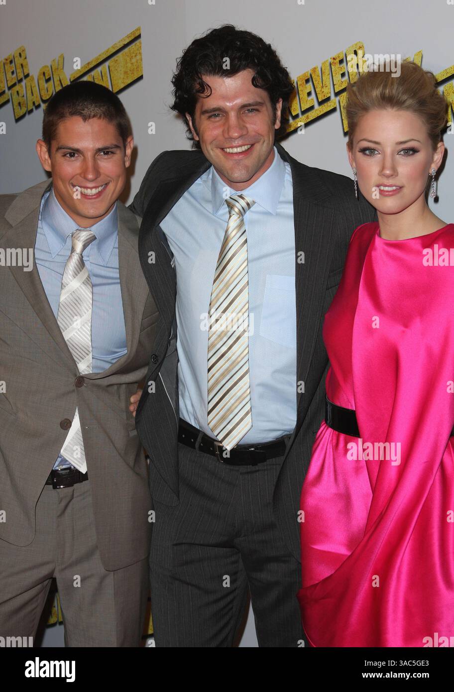 Mar 04, 2008 - Hollywood, California, USA - SEAN FARIS & JEFF WADLOW ...