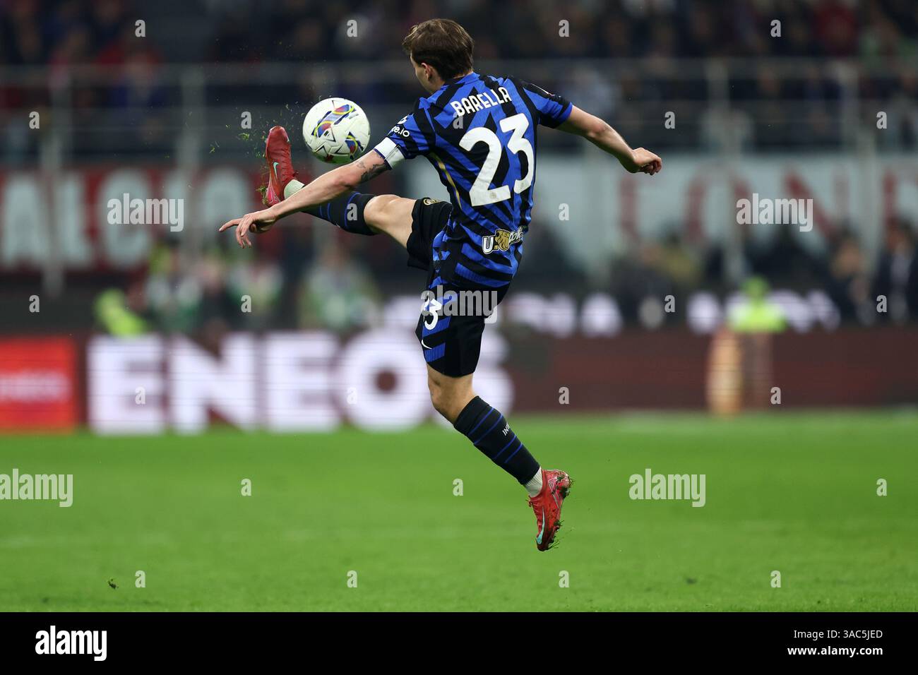 Nicolo Barella of Fc Internazionale in action during the Coppa Italia ...