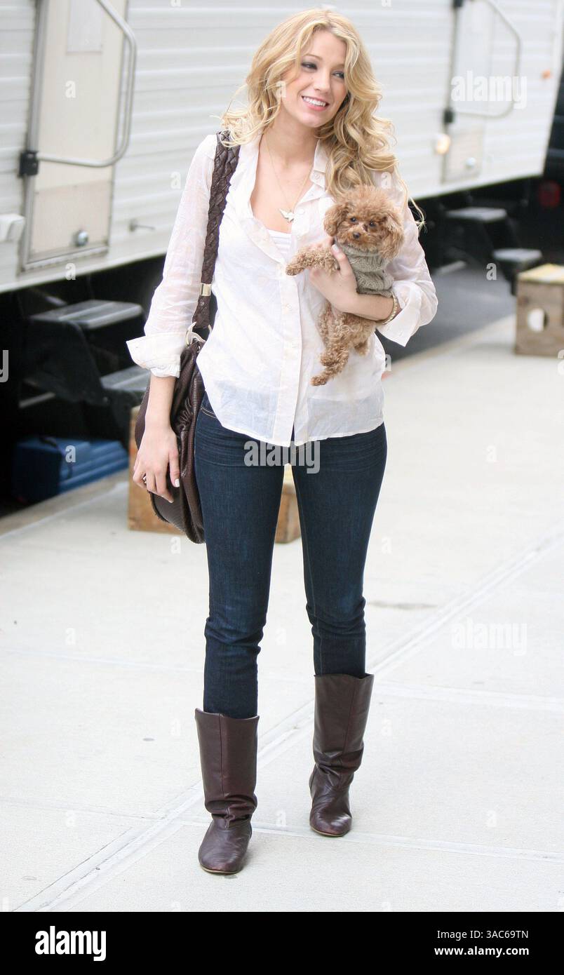 Mar 14, 2008 - New York, NY, USA - Actress BLAKE LIVELY with her dog ...