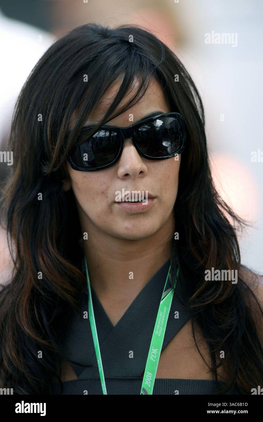 Raquel del Rosario (ESP) wife of Fernando Alonso (ESP) Renault ...
