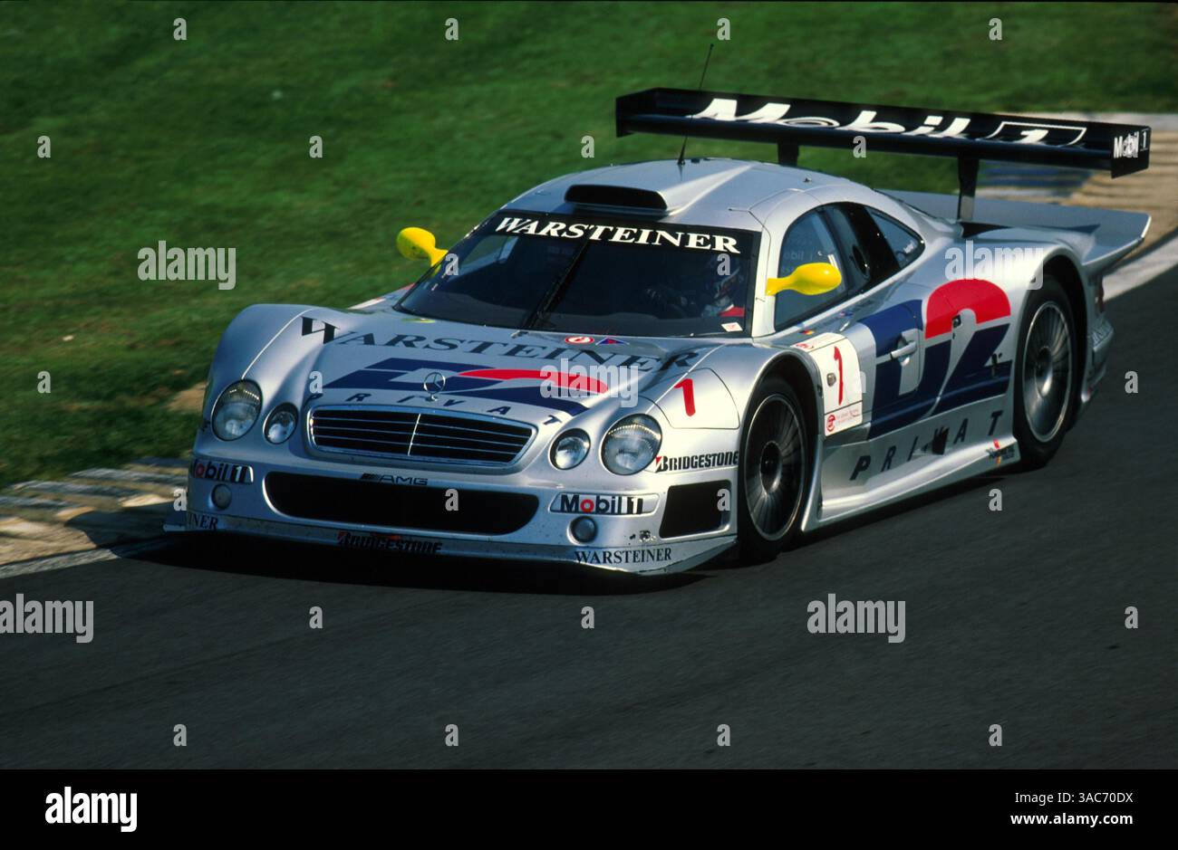 Race winners Bernd Schneider (GER) and Mark Webber (AUS) Mercedes-Benz ...