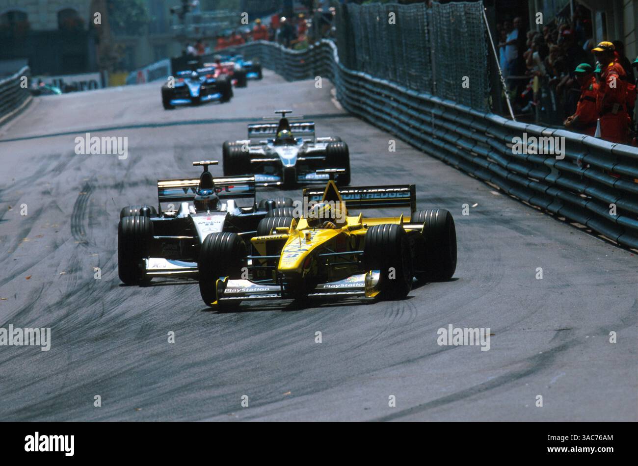 Heinz-Harald Frentzen(GER) Jordan Mugen Honda EJ10 leads Hakkinen and ...