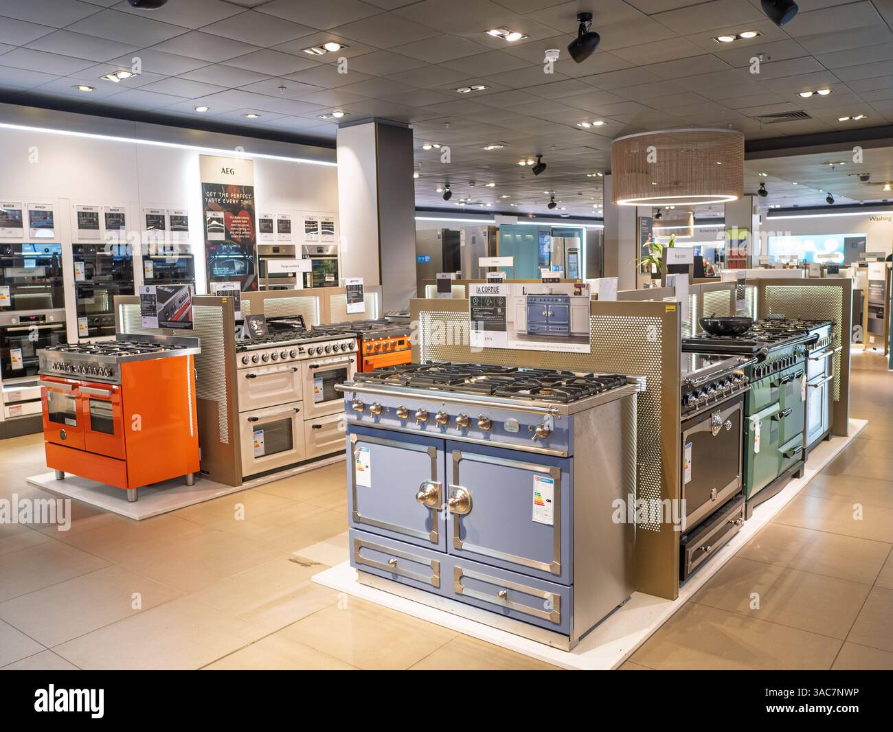 Gas cookers in kitchen appliances section of John Lewis department ...
