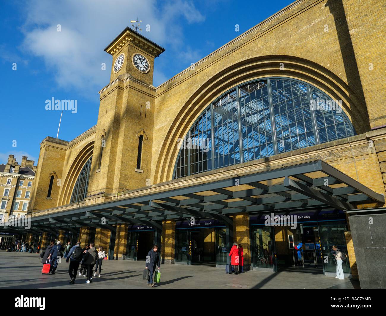 King's Cross train station, London, UK Stock Photo - Alamy