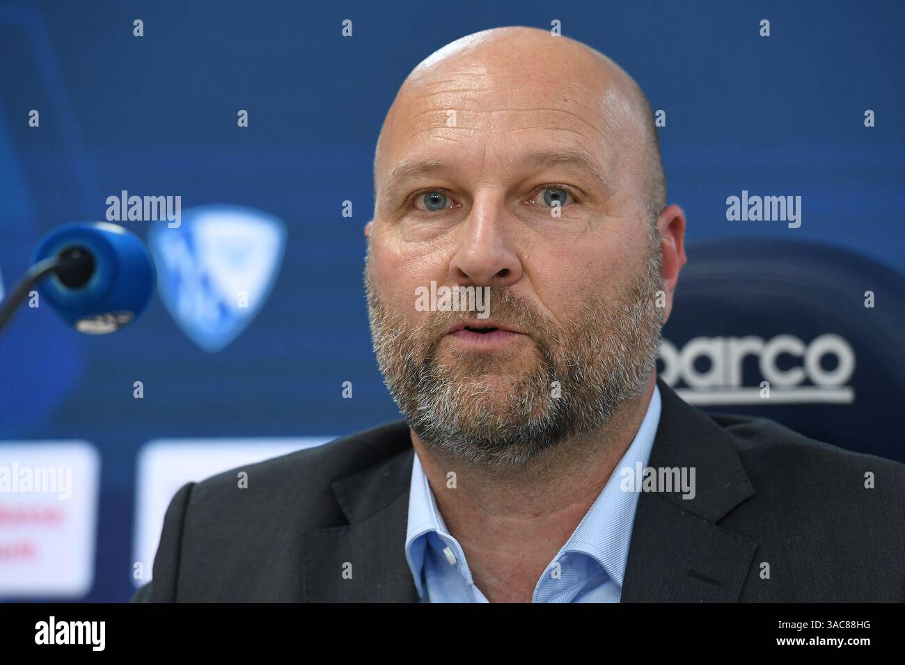 Fussball 1. Bundesliga Vorstellung Dirk Dufner als neuer Geschaeftsfuehrer Sport beim VfL Bochum ...