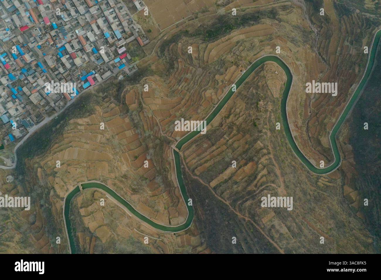 Zhengzhou. 25th Mar, 2025. An aerial drone photo taken on March 25 ...