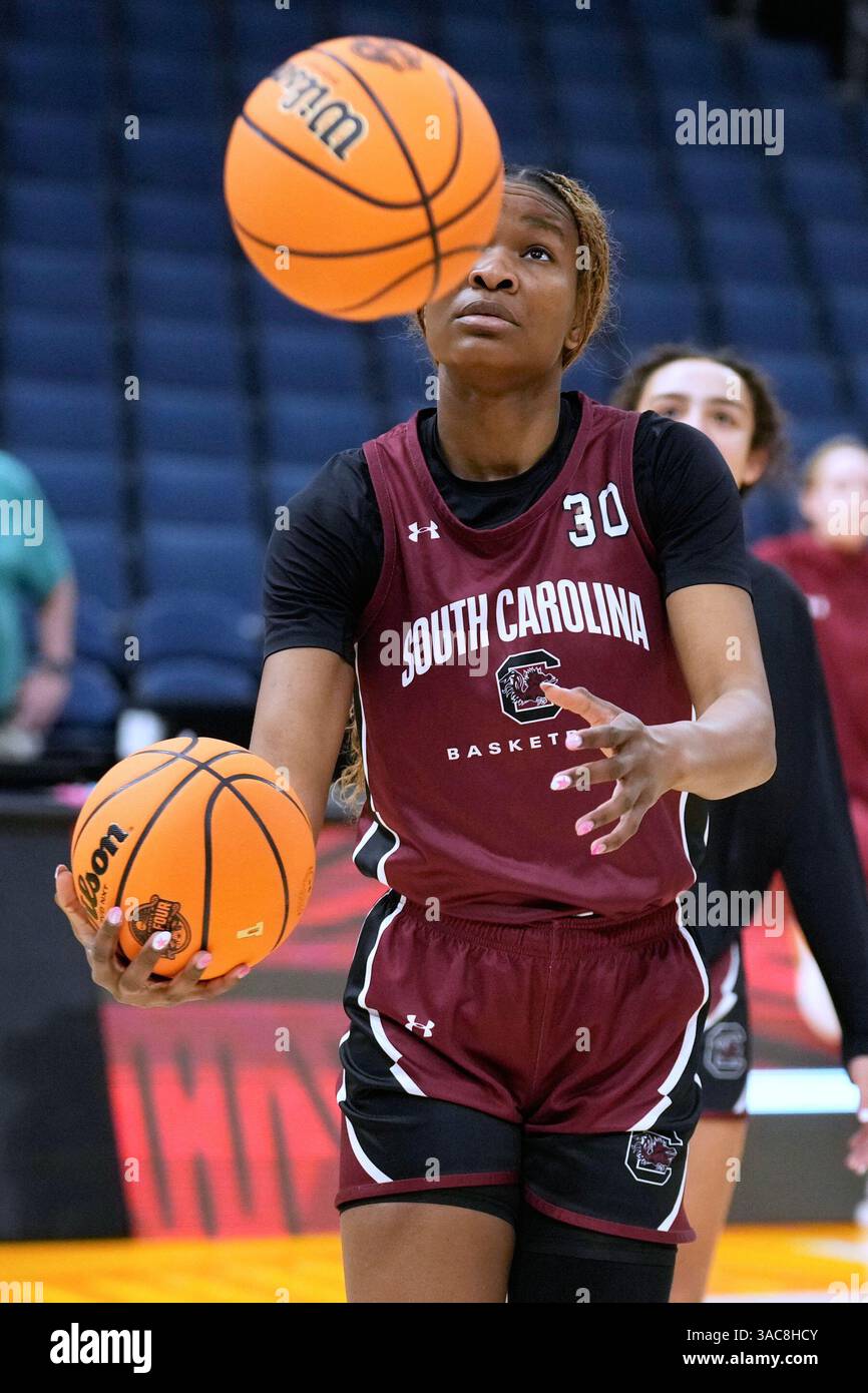 South Carolina forward Maryam Dauda (30) grabs a rebound during ...