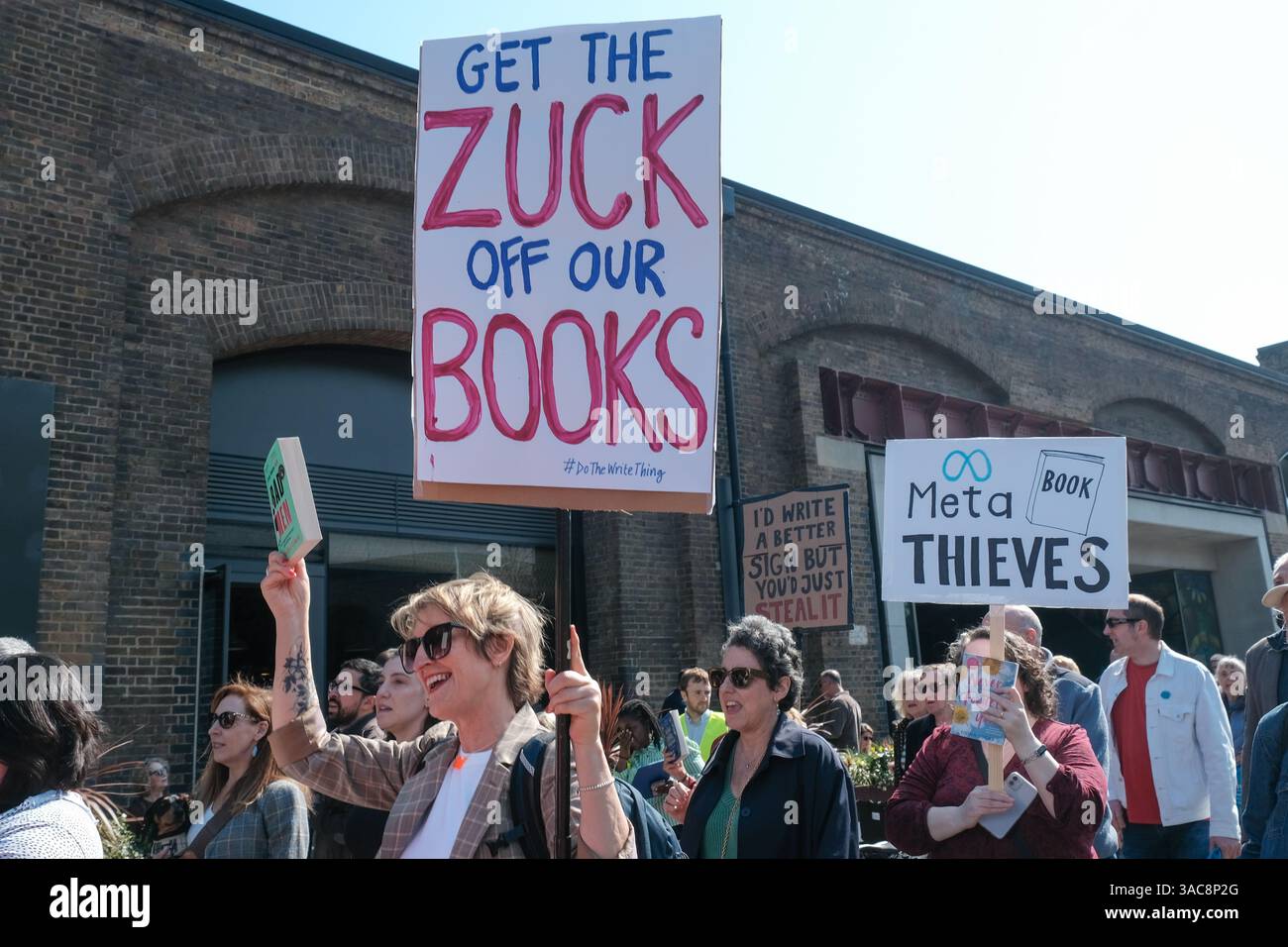 Meta ai copyright hi-res stock photography and images - Alamy