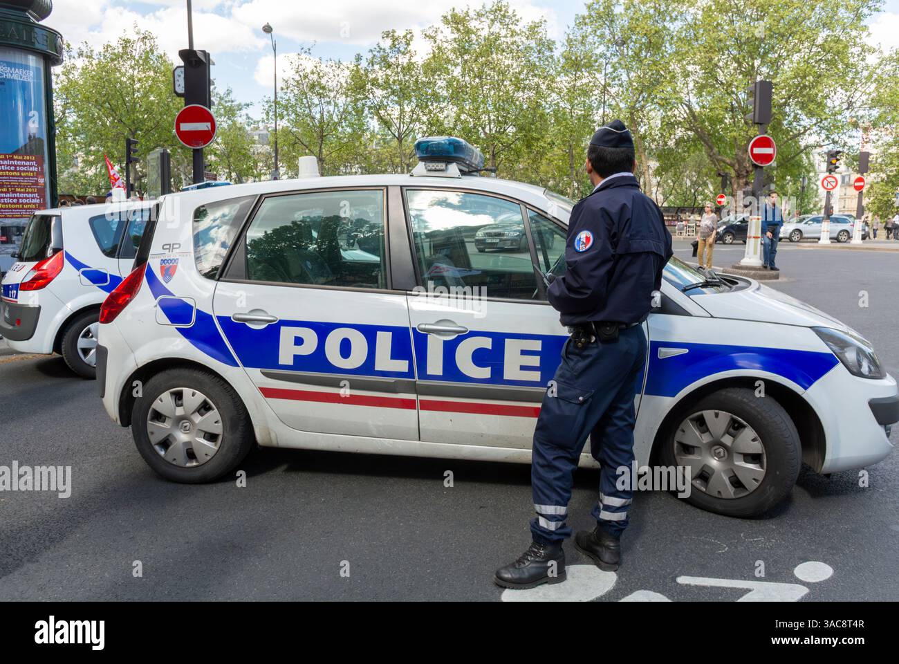Paris, France, French Police Man, Standing on Street, at Public ...