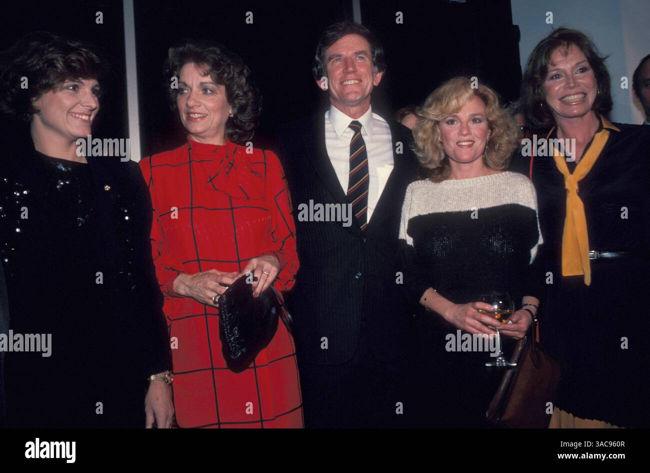 Susan hart susan hart susan hi-res stock photography and images - Alamy