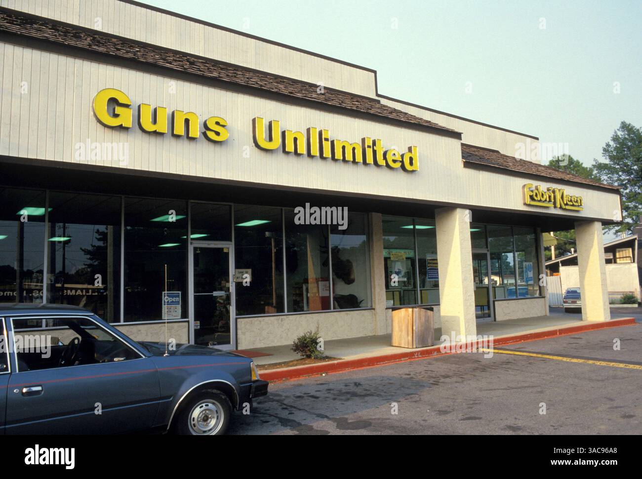 1999 columbine massacre hi-res stock photography and images - Alamy