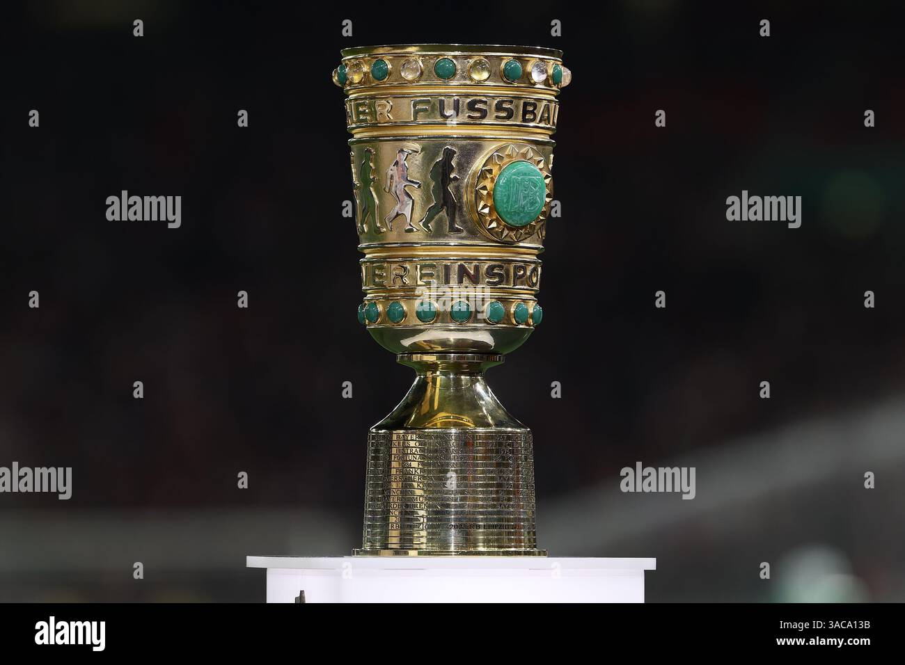 Stuttgart, Deutschland. 02nd Apr, 2025. 2025.04.02 xJAx Fussball DFB Pokal Halbfinale VFB ...