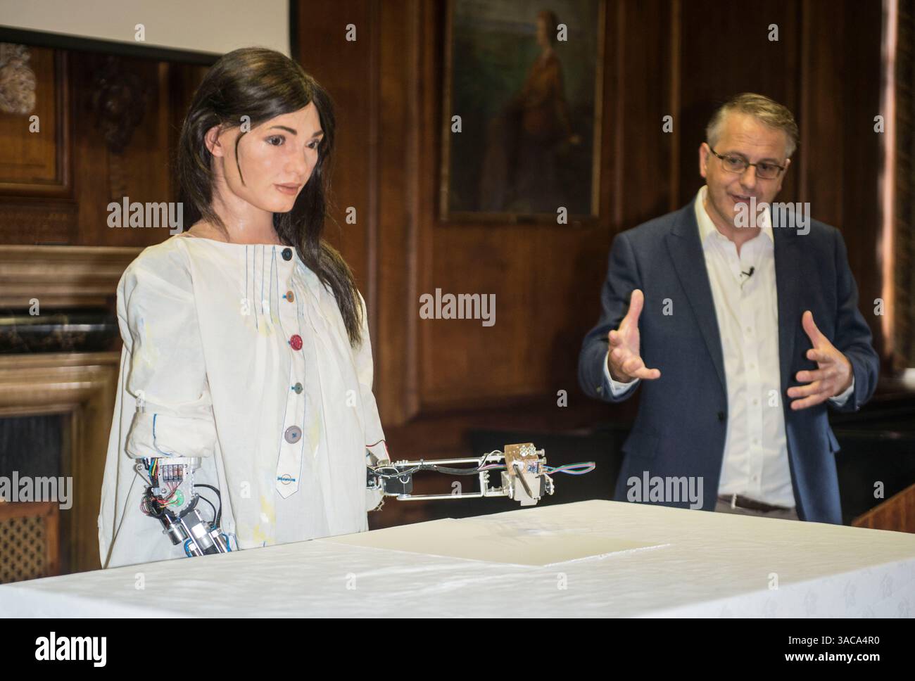 World's first humanoid robot artist Ai-Da presents her first solo show ...