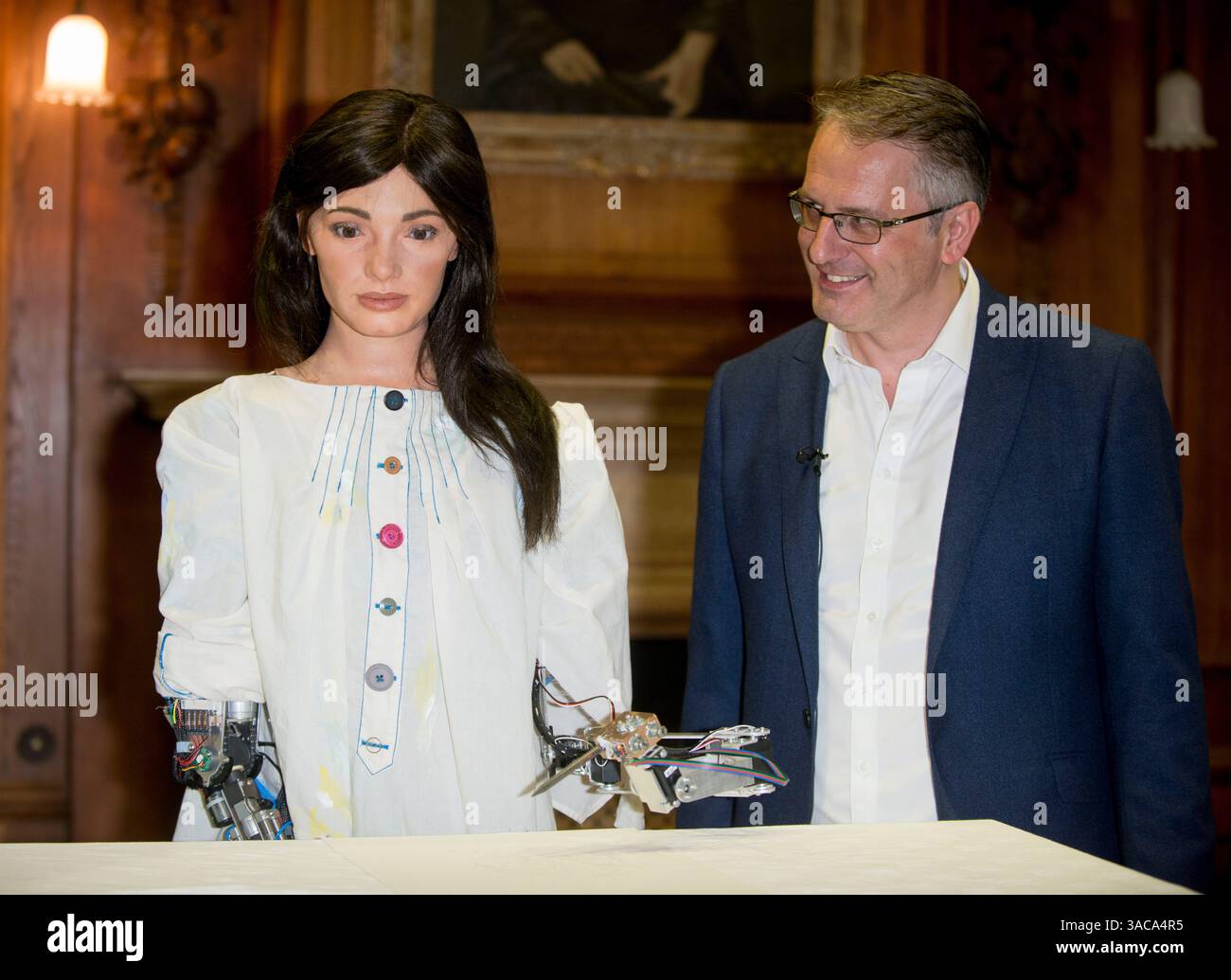 World's first humanoid robot artist Ai-Da presents her first solo show ...