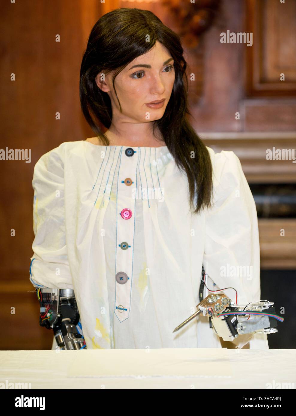 World's first humanoid robot artist Ai-Da presents her first solo show ...