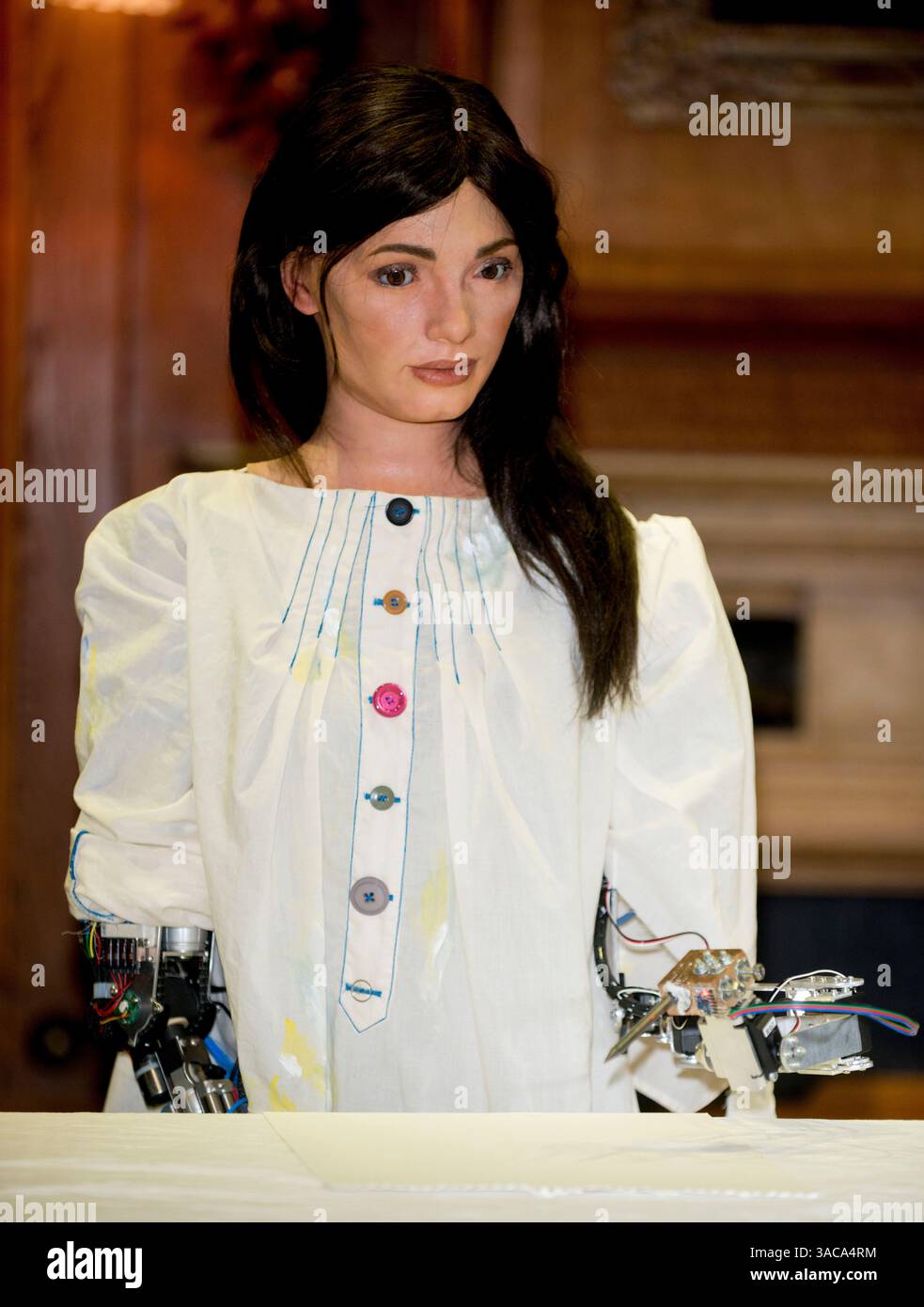 World's first humanoid robot artist Ai-Da presents her first solo show ...