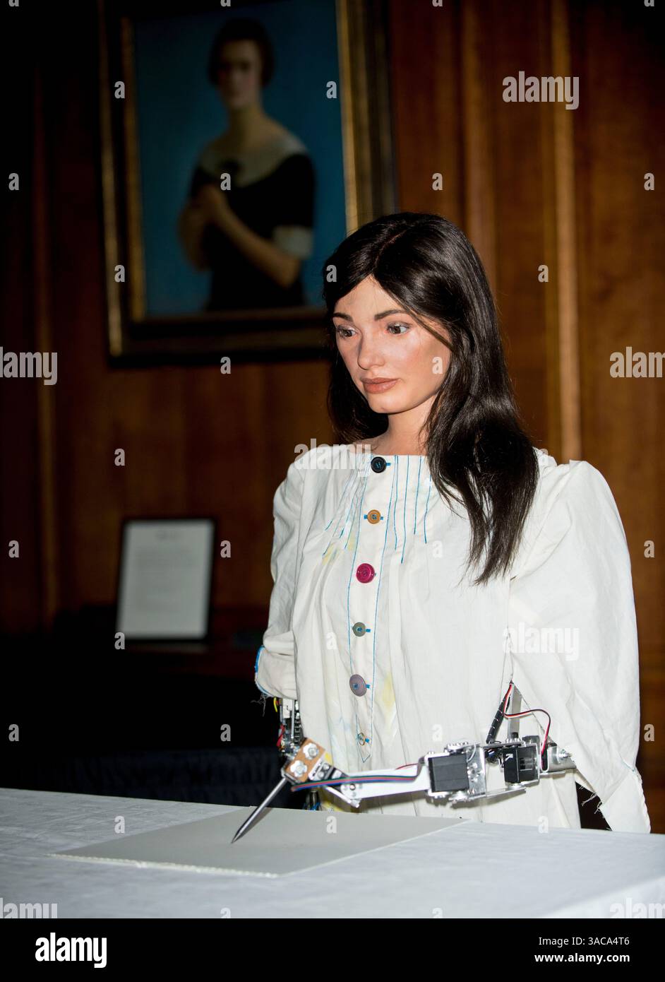 World's first humanoid robot artist Ai-Da presents her first solo show ...