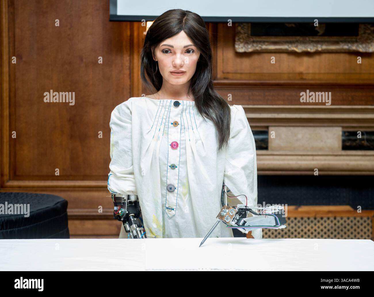 World's first humanoid robot artist Ai-Da presents her first solo show ...