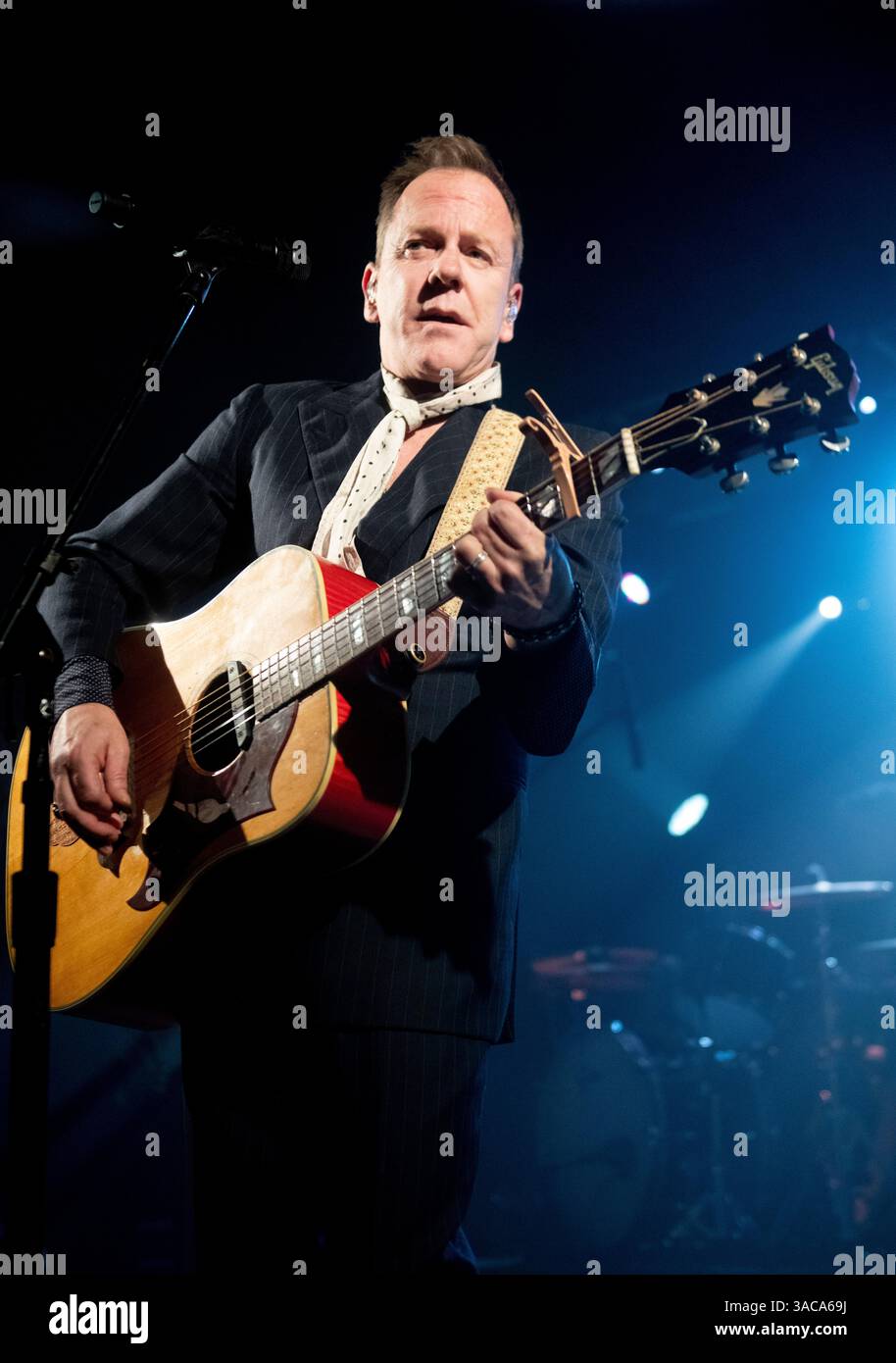 Kiefer Sutherland live at the Carling Academy Oxford, Oxford ...