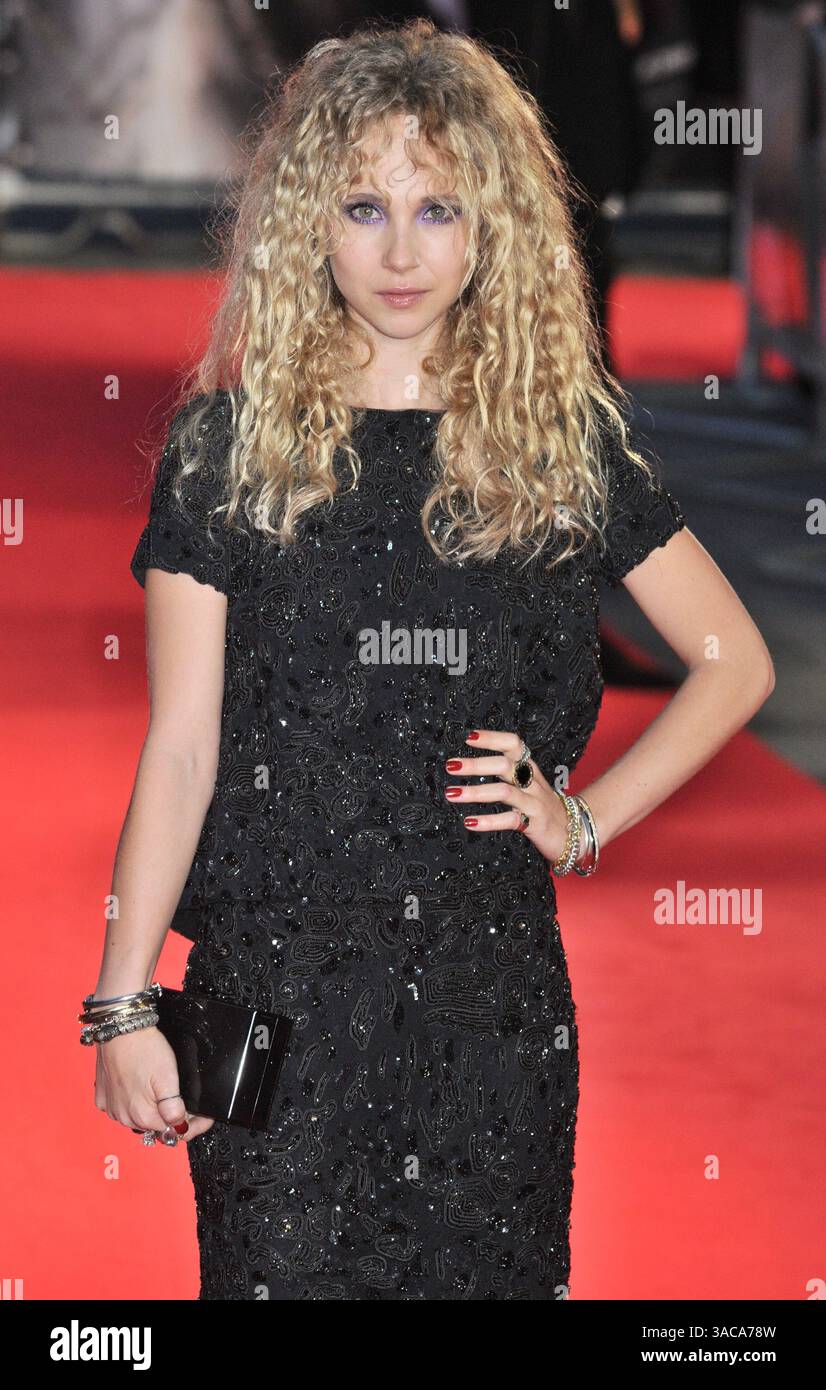 Juno Temple, UK Premiere of "Horns", Odeon West End, Leicester Square ...