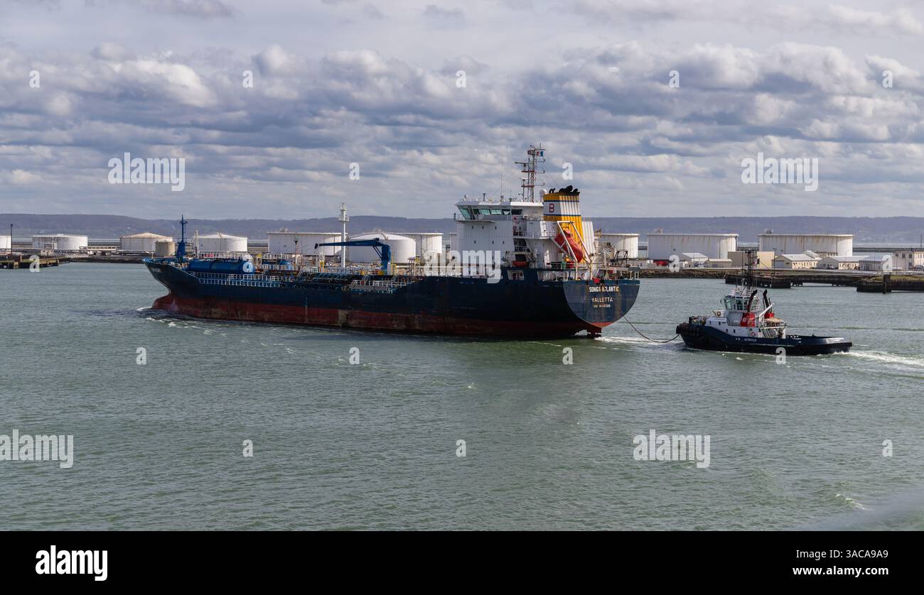 Le Havre, France-April 3, 2024, The black and red tanker SONGA ATLANTIC ...