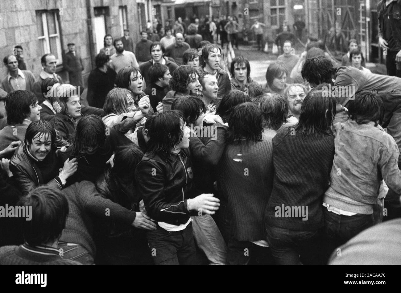 Hurling players black hi-res stock photography and images - Alamy