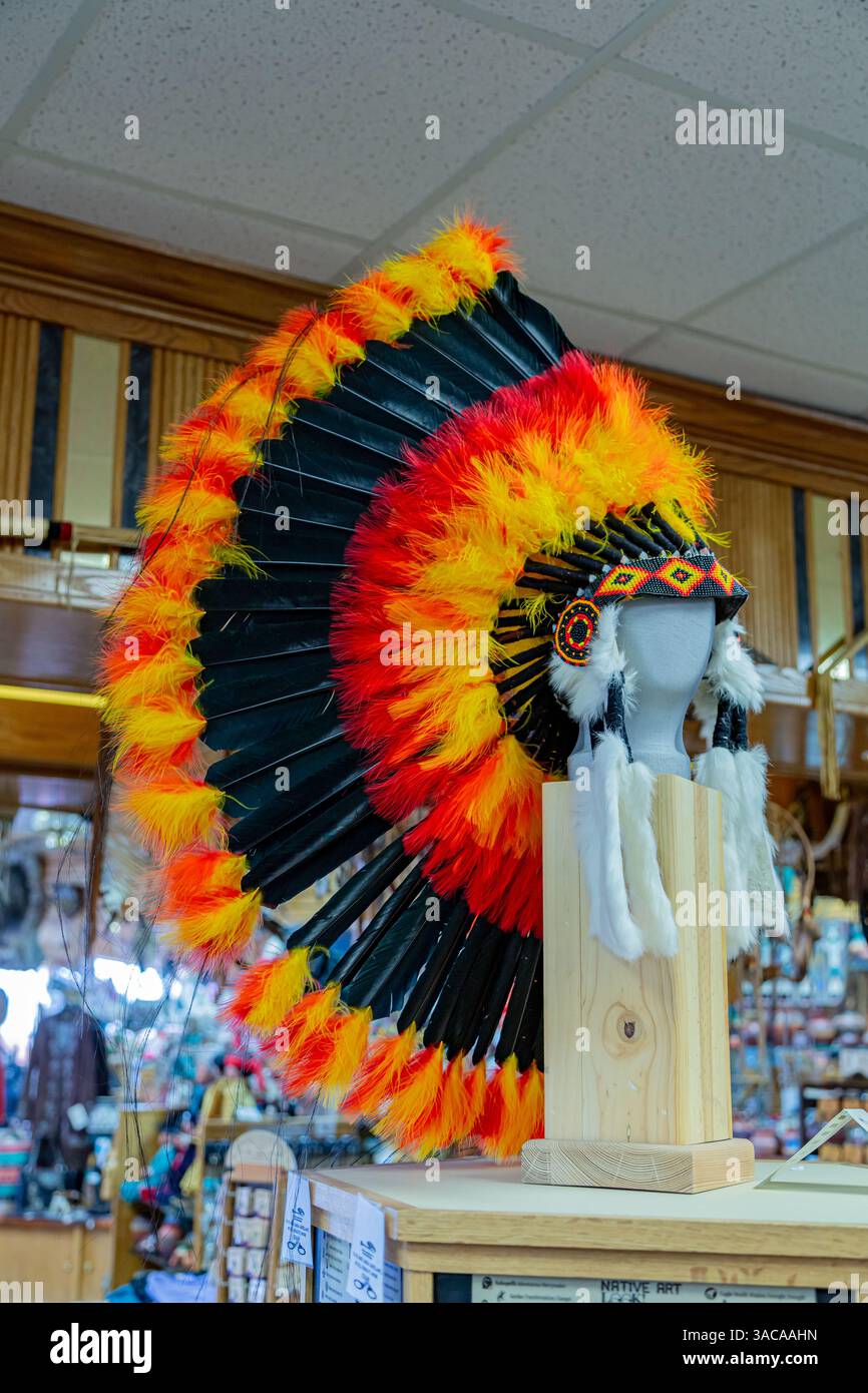Native american headdress eagle hi-res stock photography and images - Alamy