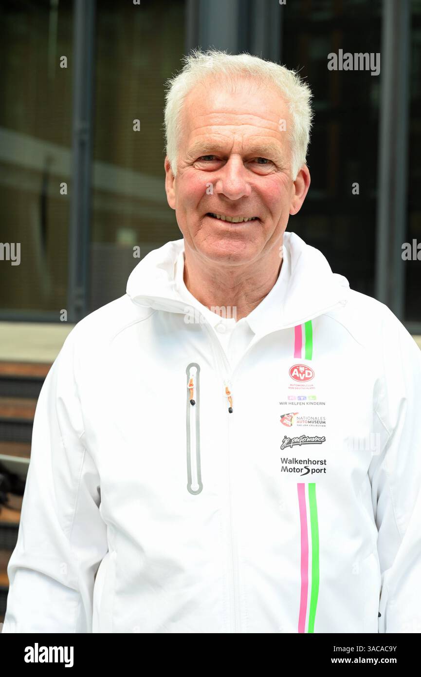 Formel 1 Experte und Moderator Christian Danner posiert bei der ...