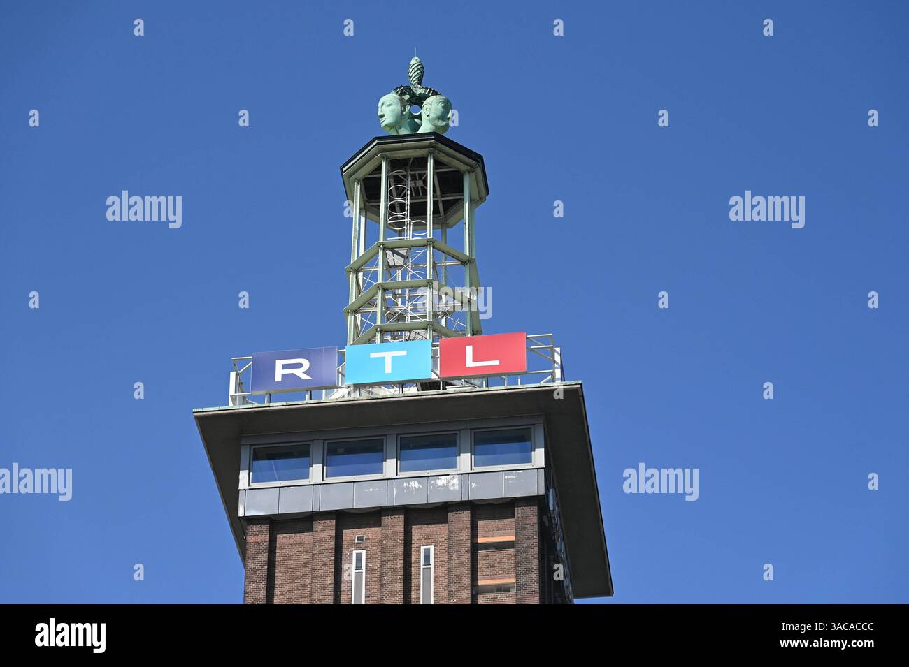 Logo, Schriftzug des Privatsender RTL Television und der RTL Group ...