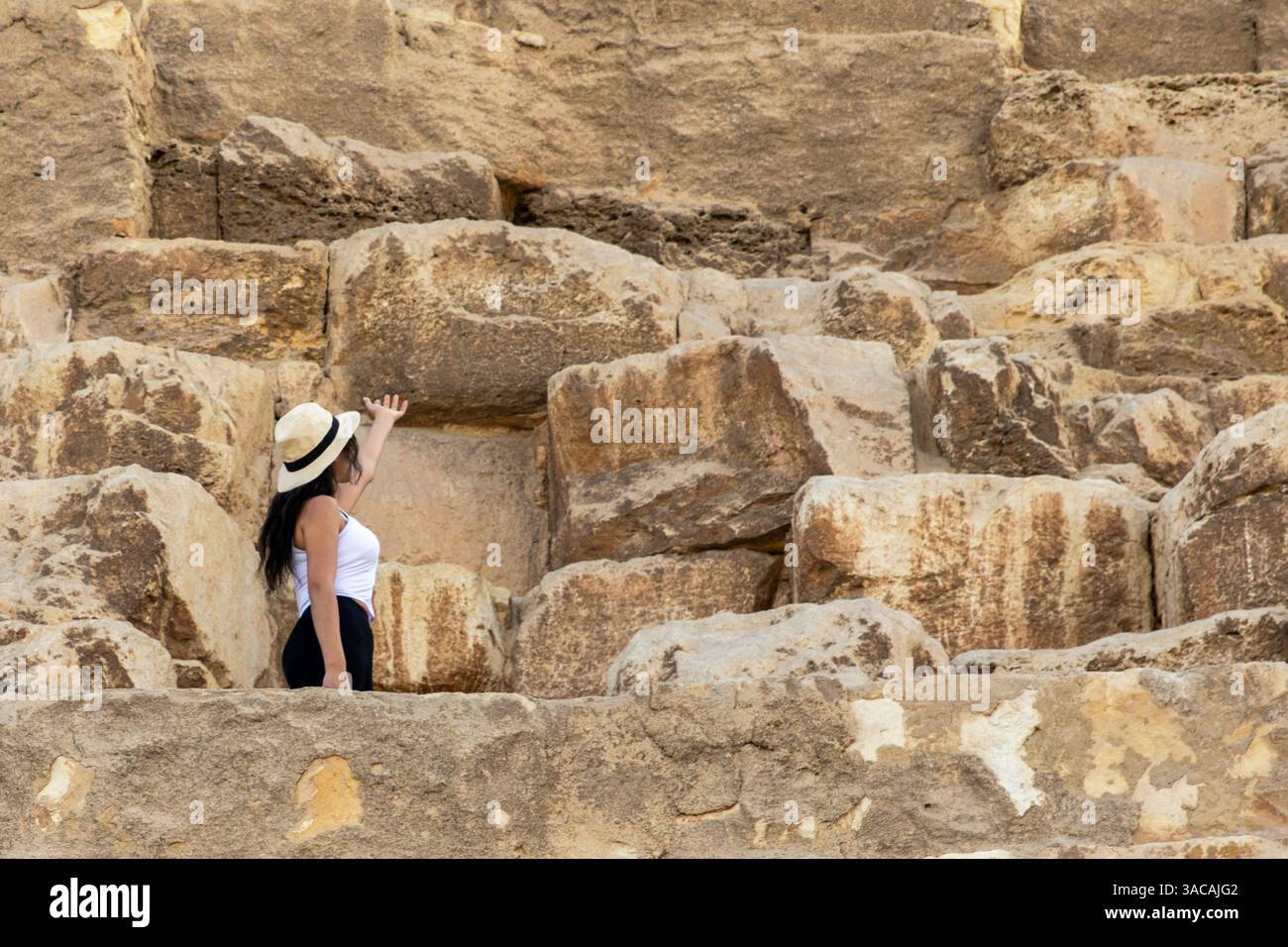 Inside pyramid of giza hi-res stock photography and images - Alamy