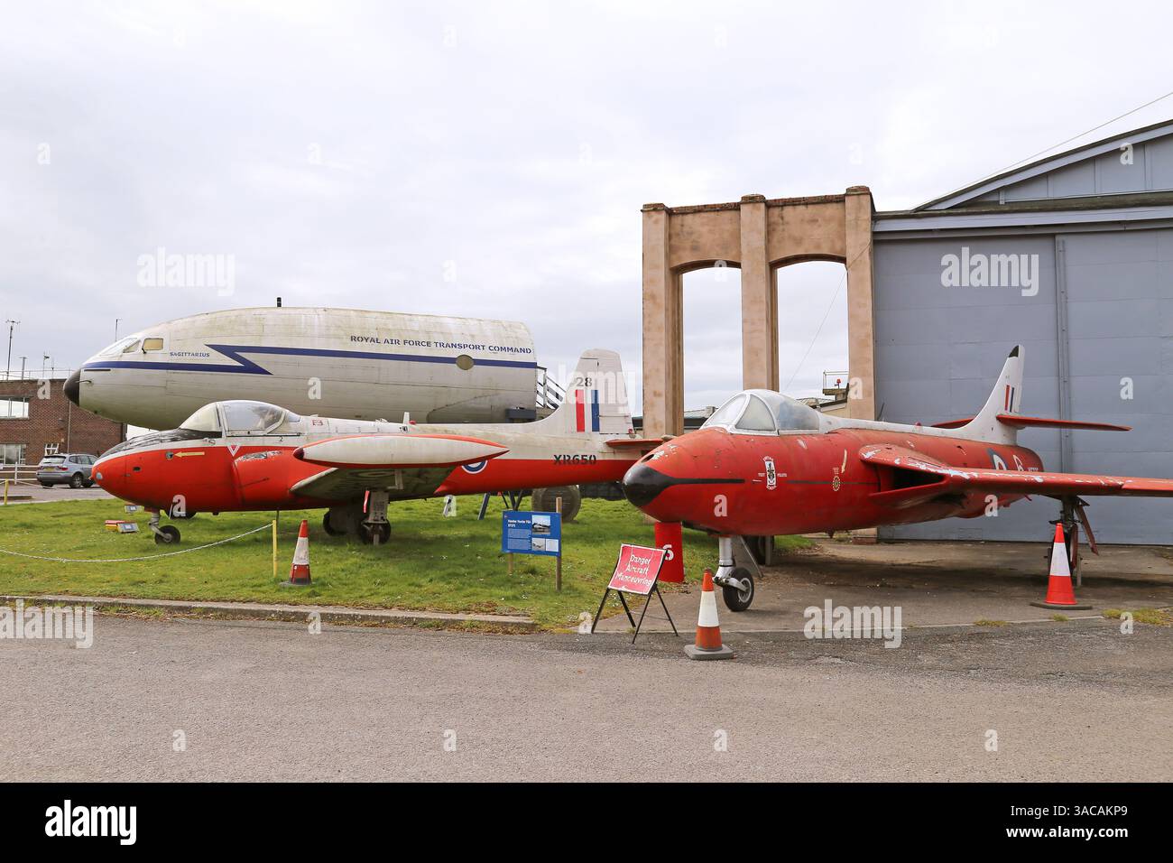 BAC Jet Provost T4 and Hawker Hunter F6A, Boscombe Down Aviation ...