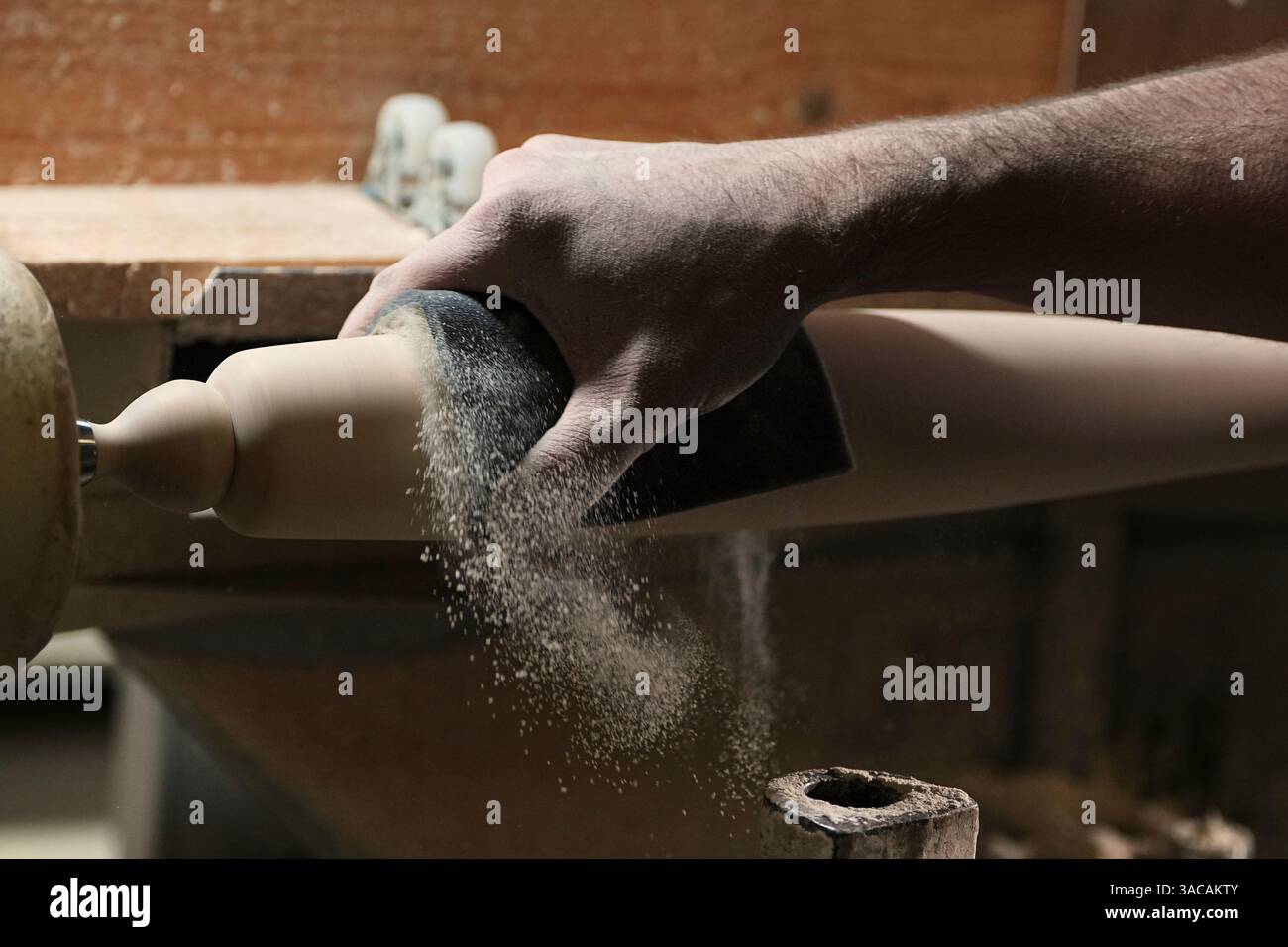 Jim Levasseur manufactures a torpedo baseball bat at Victus Sports in ...