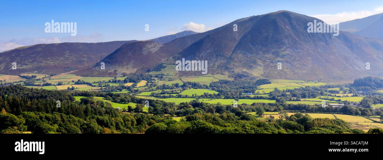 View over the Vale of Lorton to the Whinnlatter fells, Lake District ...