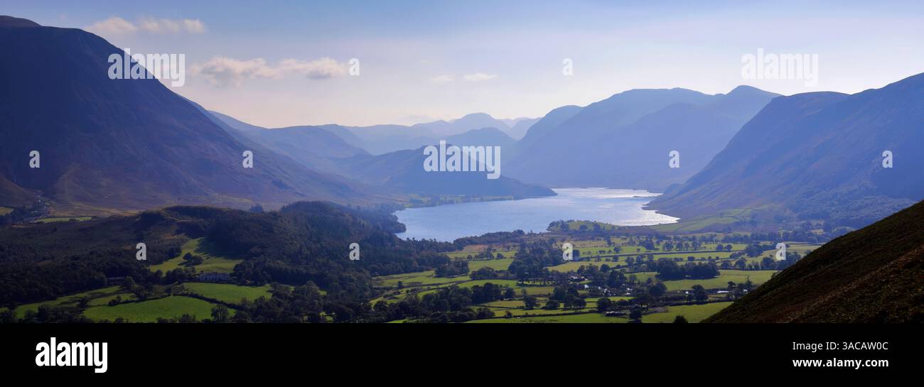 Misty view over Crummock Water, from Low fell, Vale of Lorton, Lake ...