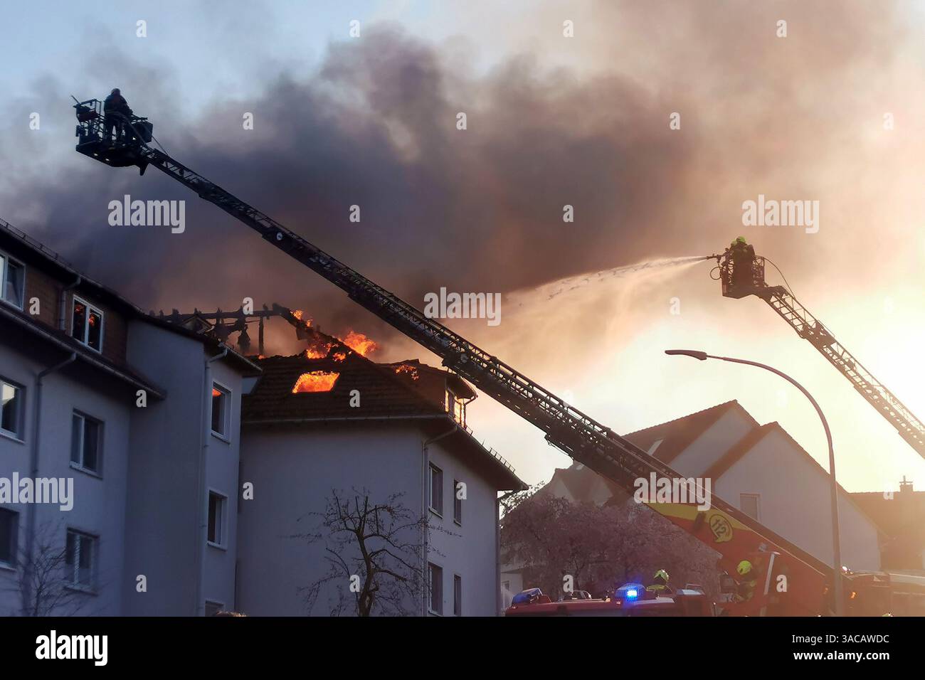 Turntable ladders hi-res stock photography and images - Alamy